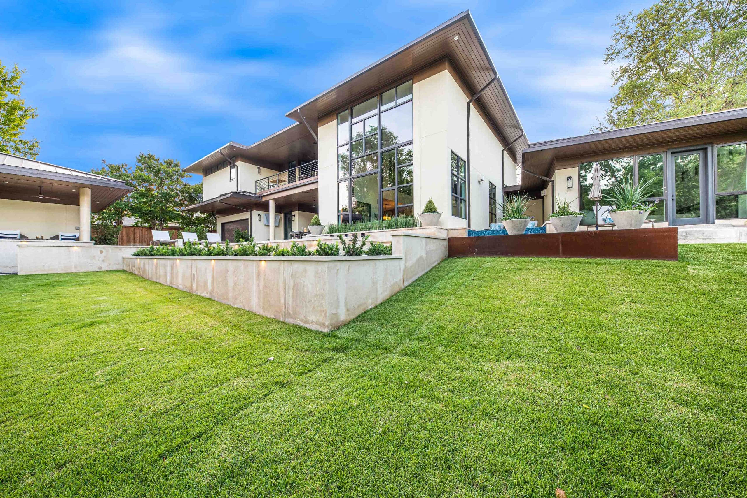 The Straight Up | Dallas landscaping company